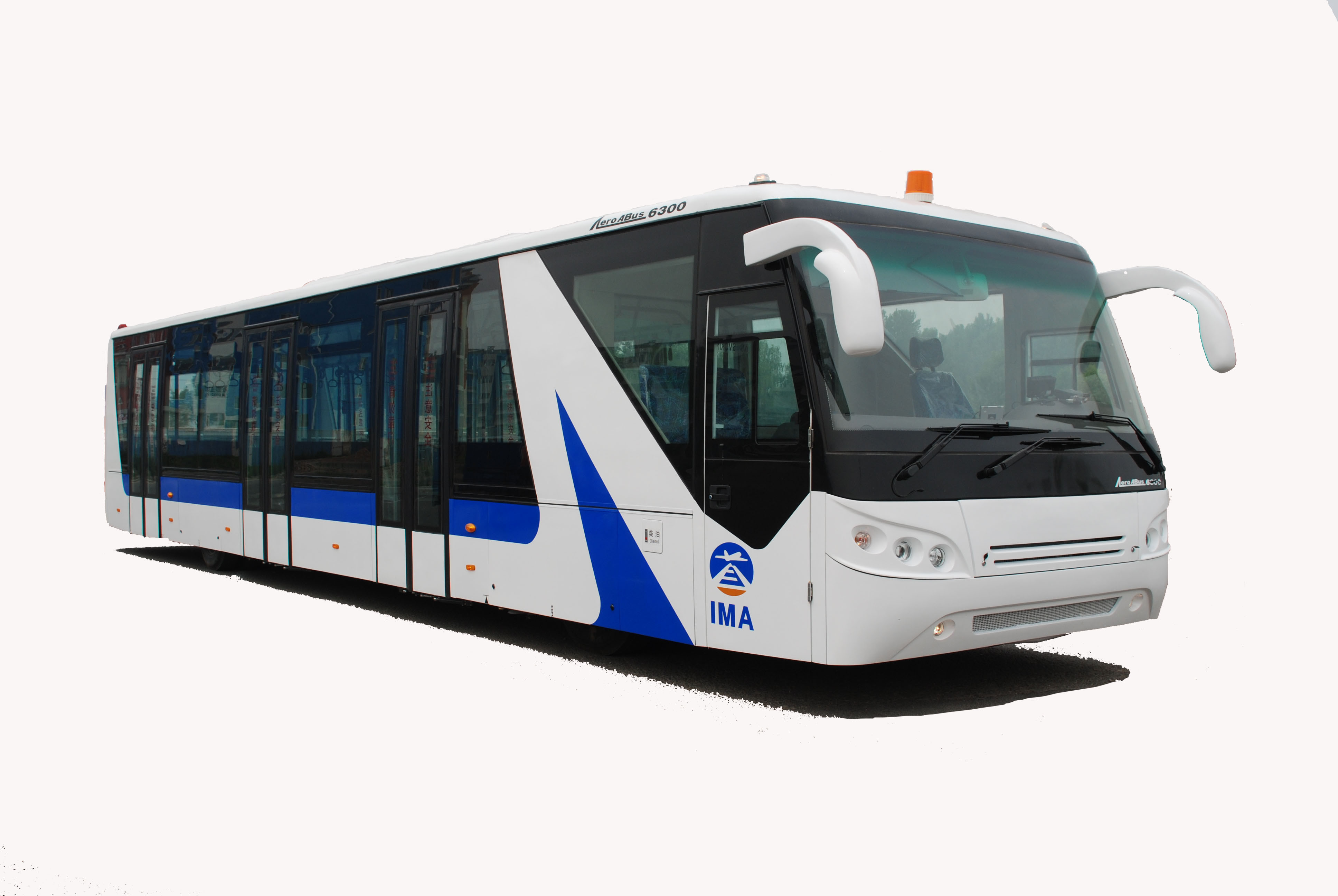 Durable Low Carbon Alloy Steel Body Airport Apron Bus With Adjustable Seats