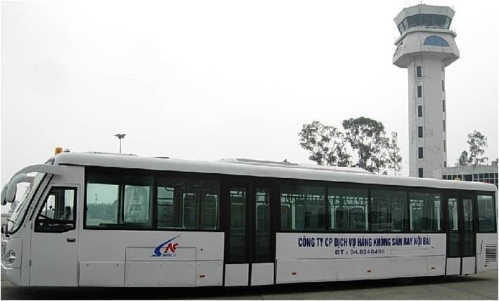 Durable Nice Airport Shuttle Bus Ramp Bus With Adjustable Seats