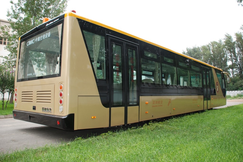 Low Carbon Alloy Steel 51 Passenger Airport Apron Bus , 4 Strok Diesel ...