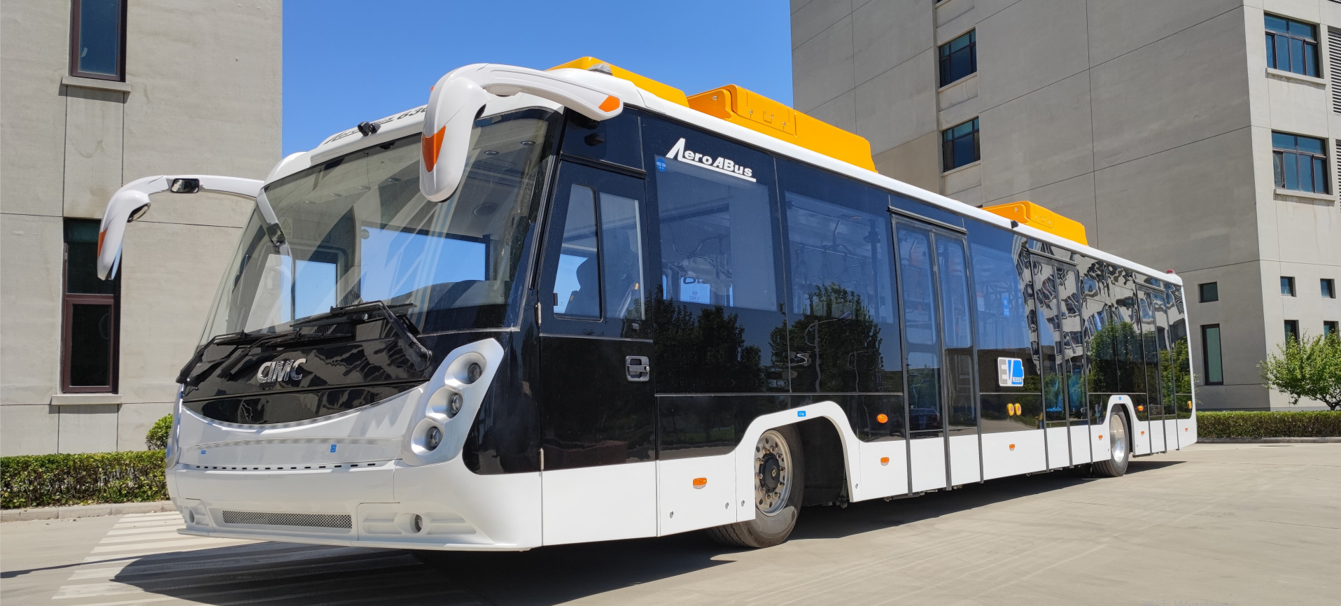 Xinfa Full Electric Airport Passenger Bus 7200mm Wheelbase